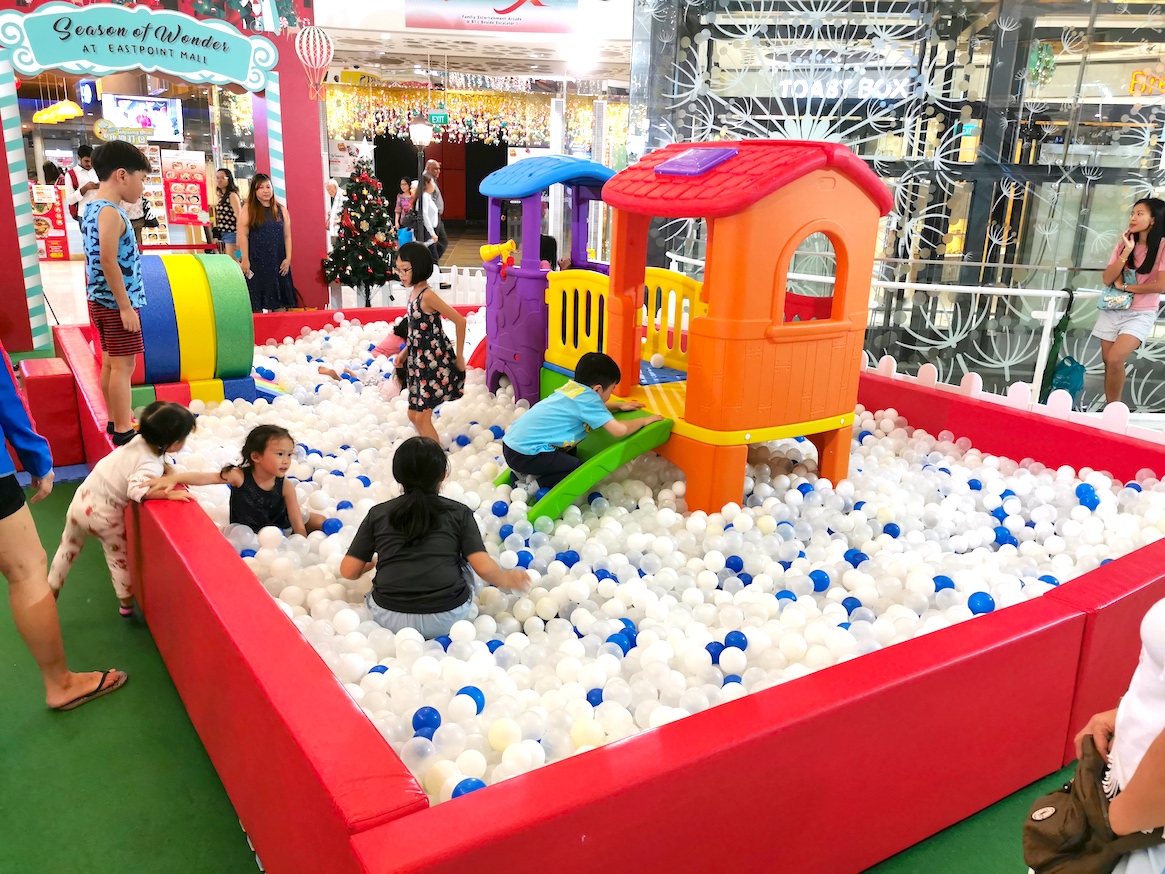 Largest Ball Pit Supplier in Singapore | Carnival People